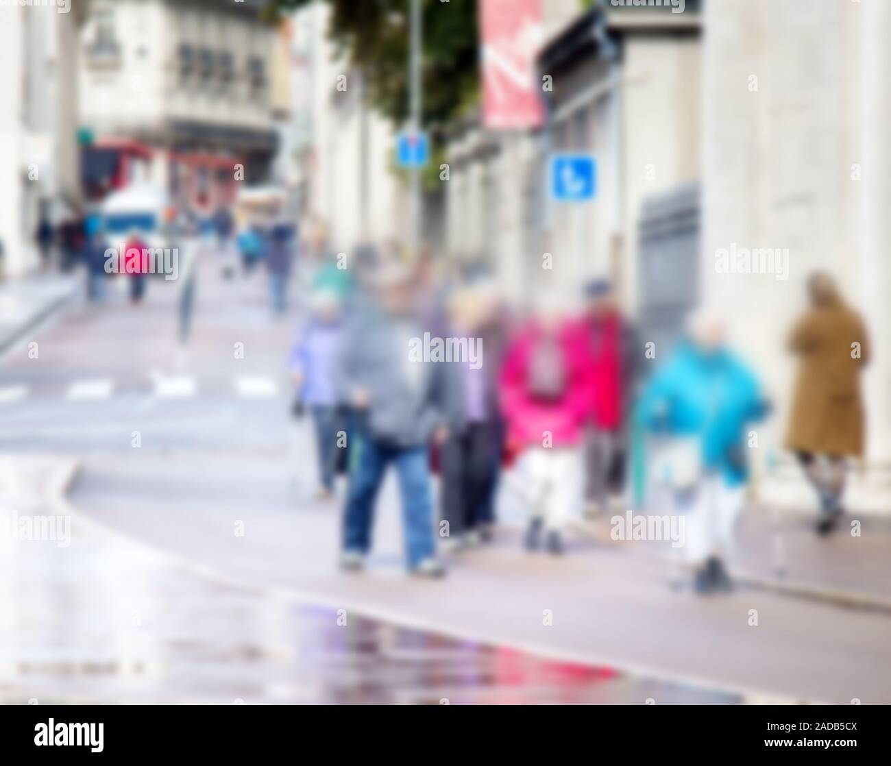 Anonymous passers by hi-res stock photography and images - Alamy