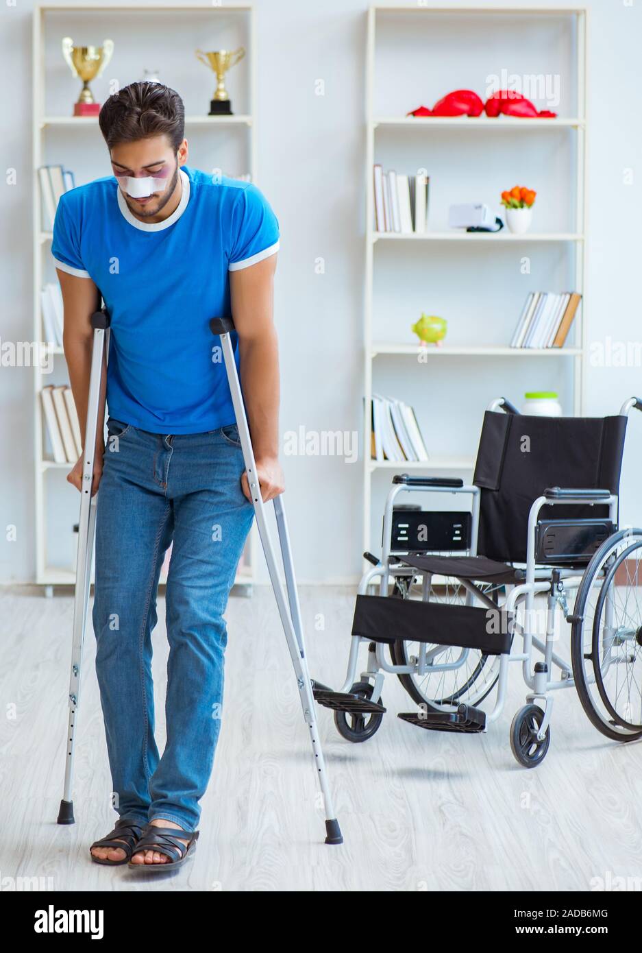 Recovering orthopedic surgery hi-res stock photography and images - Alamy