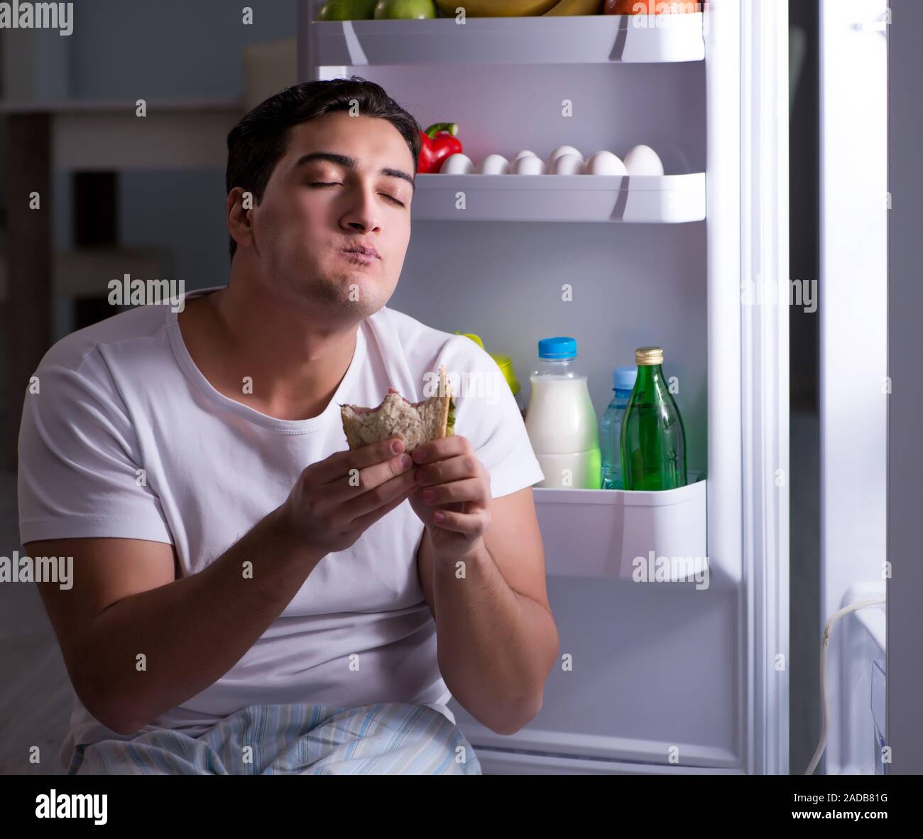 Man night fridge hi-res stock photography and images - Alamy