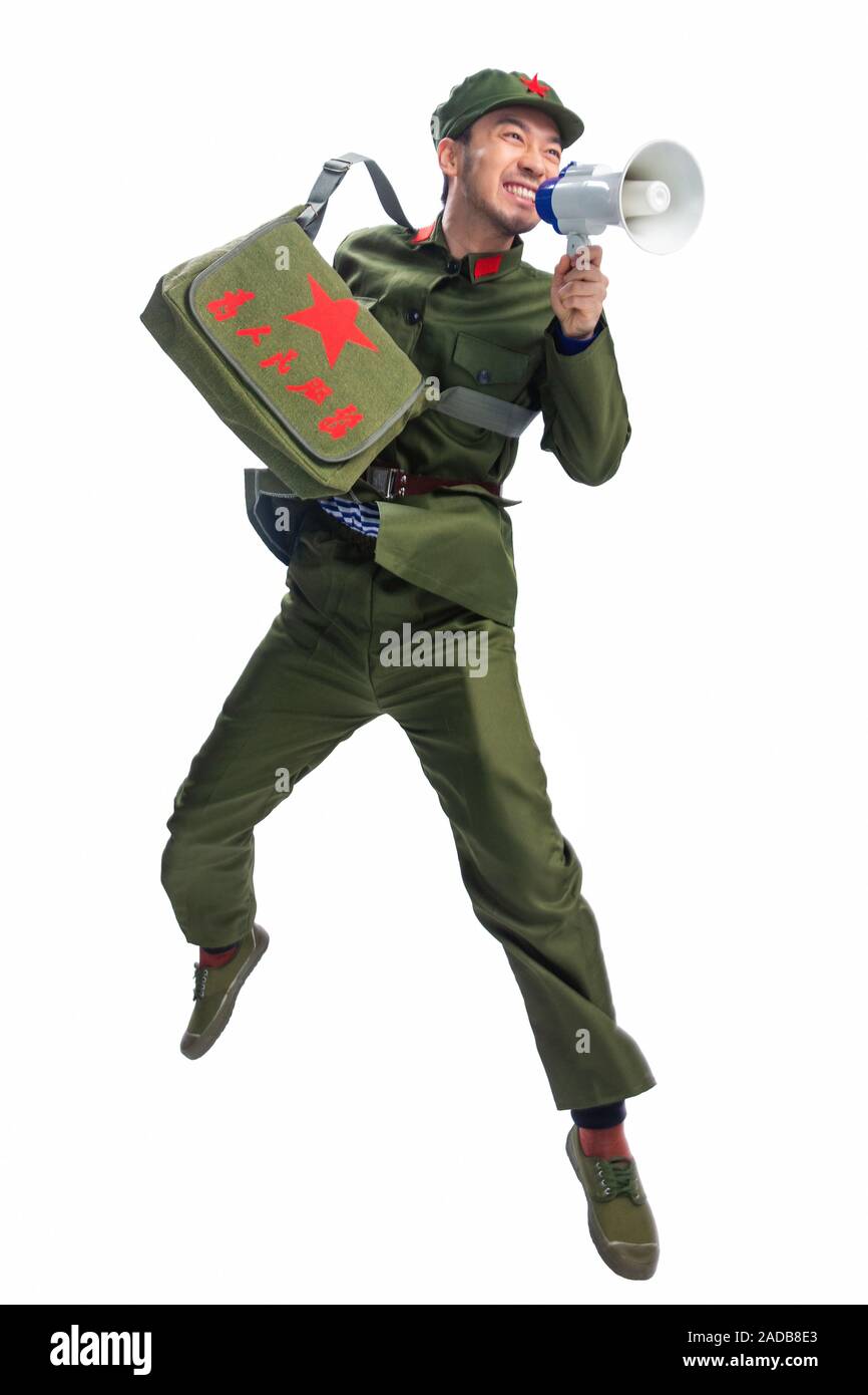 Young chinese men in military hi-res stock photography and images - Alamy