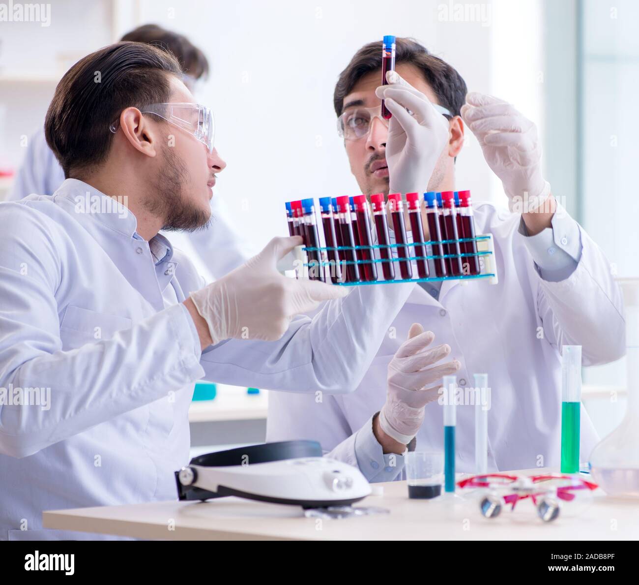 Blood donor team hi-res stock photography and images - Alamy