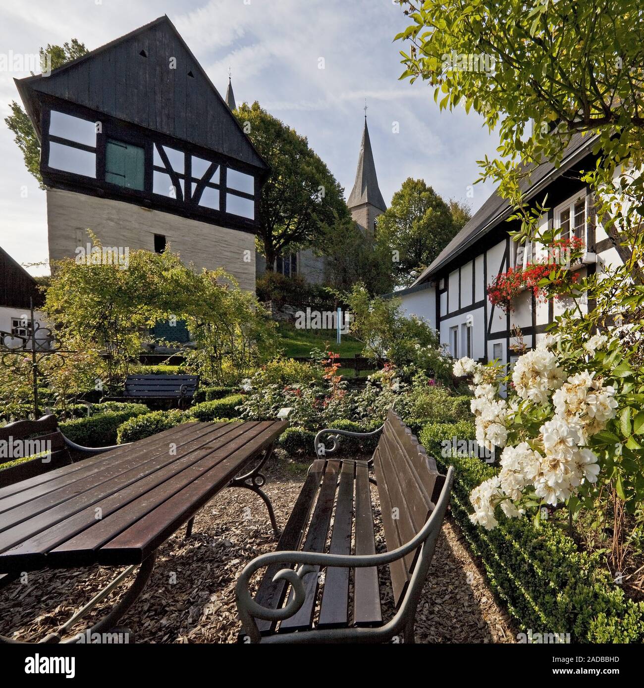 romantic garden with the storage house, rose village Assinghausen ...