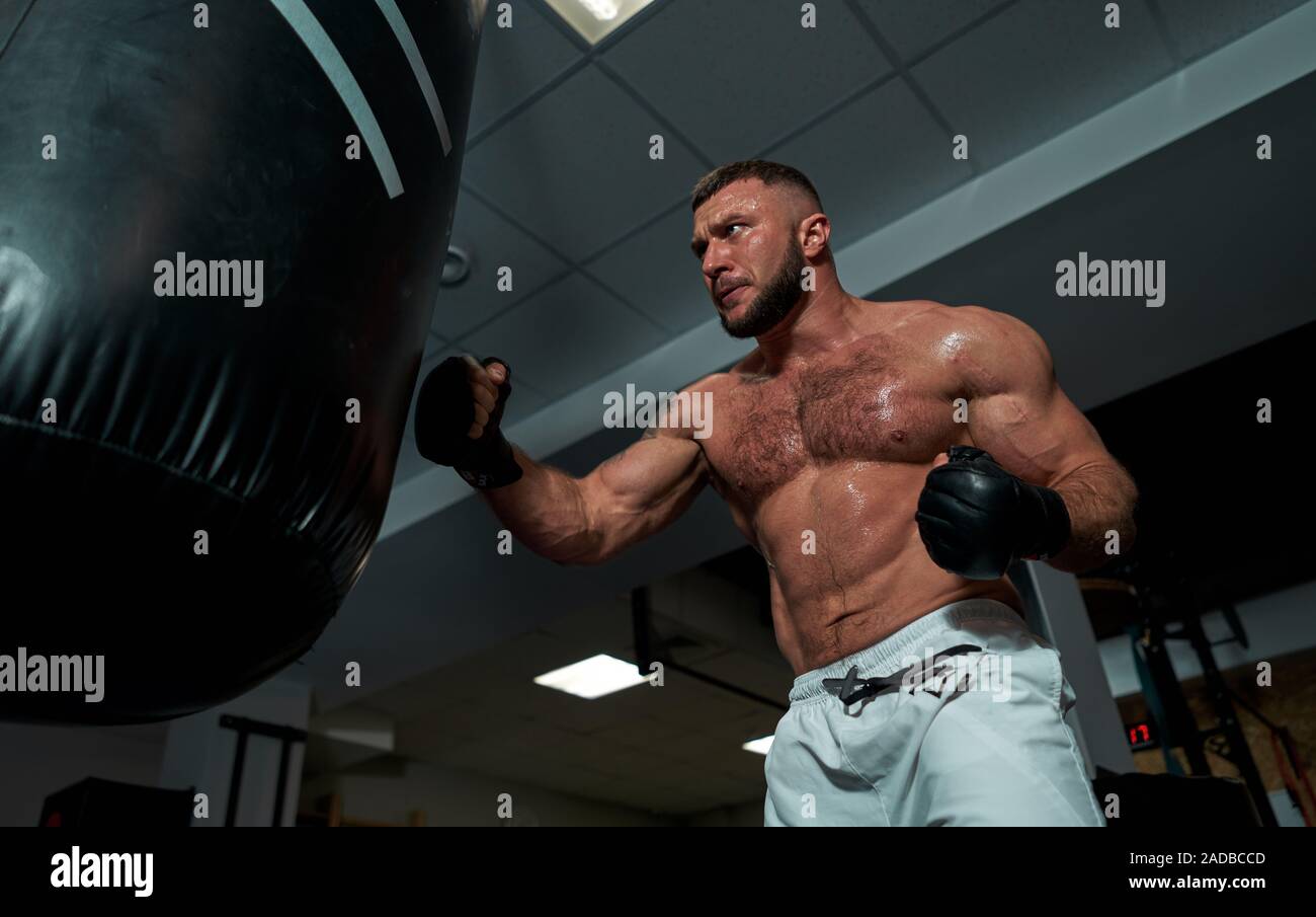 Shadow kickboxing hi-res stock photography and images - Alamy