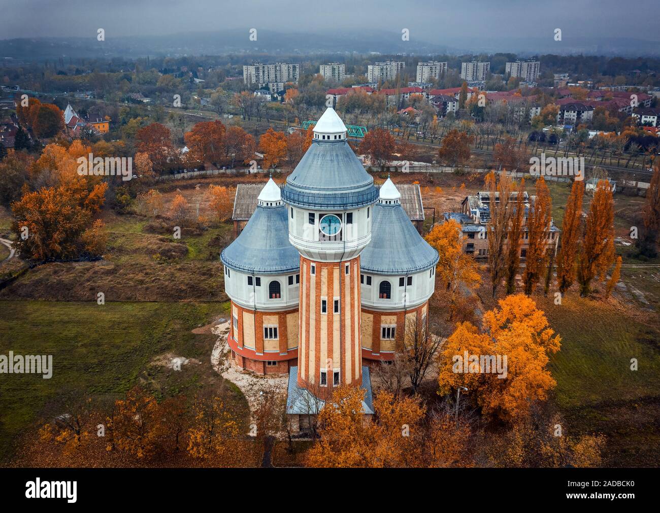 Tar towers hi-res stock photography and images - Alamy