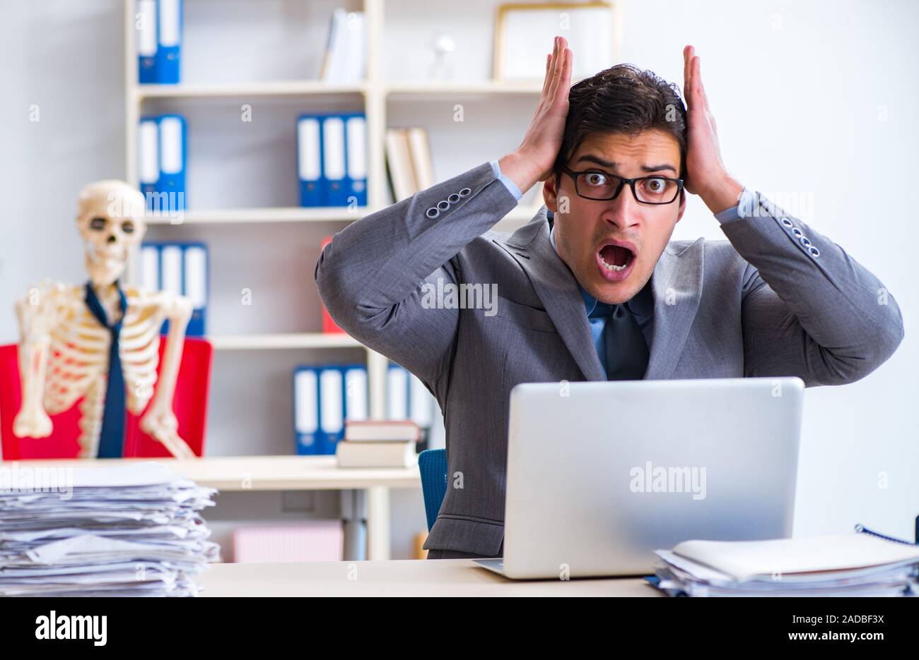 Dead office worker skeleton hi-res stock photography and images - Alamy