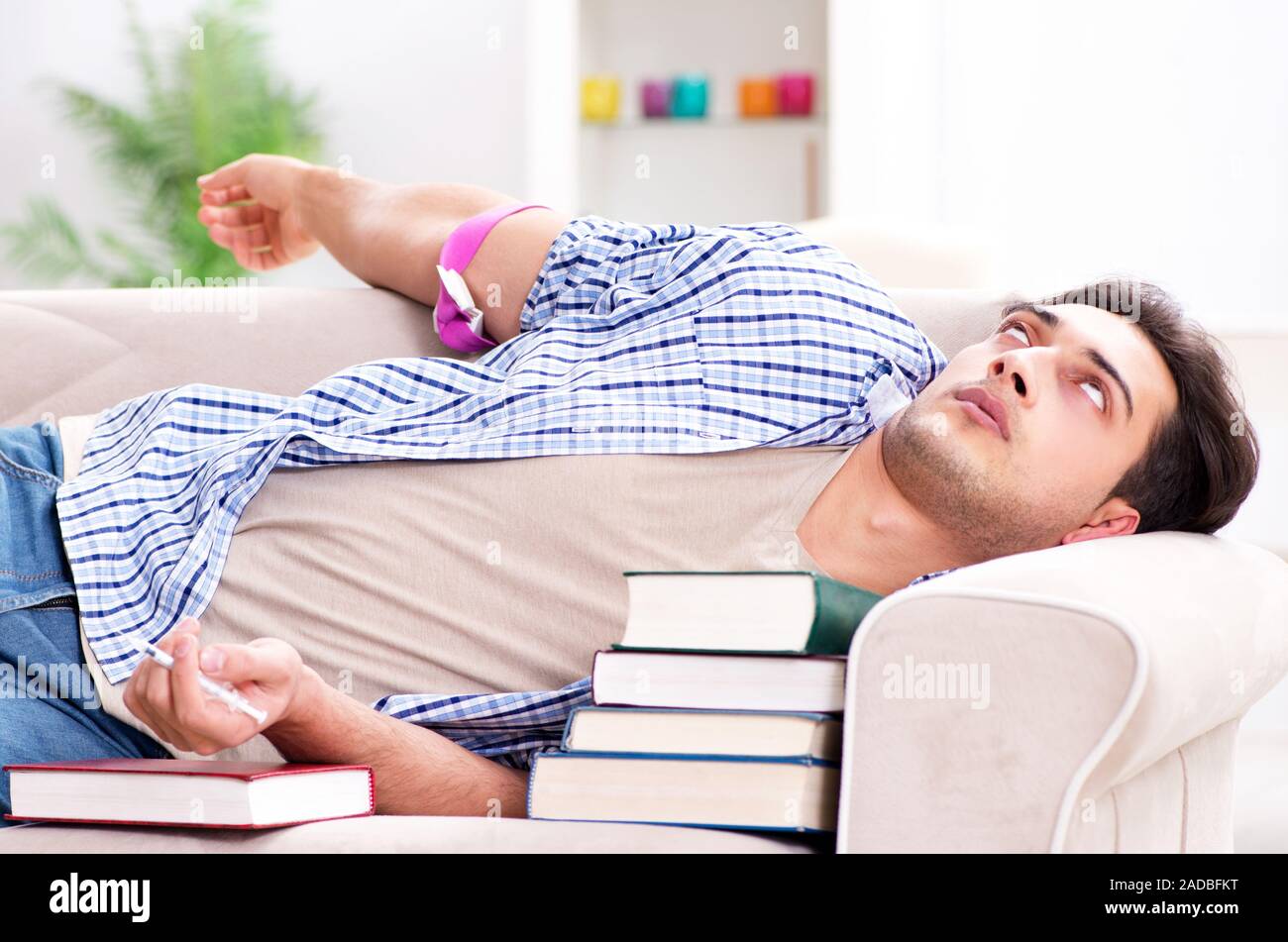 Studying student drug hi-res stock photography and images - Alamy