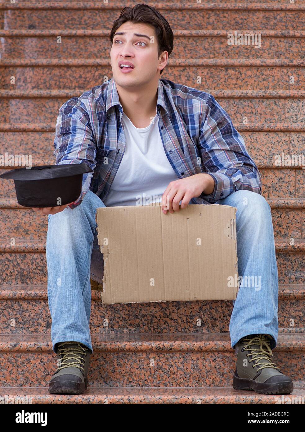 Begging note hi-res stock photography and images - Alamy