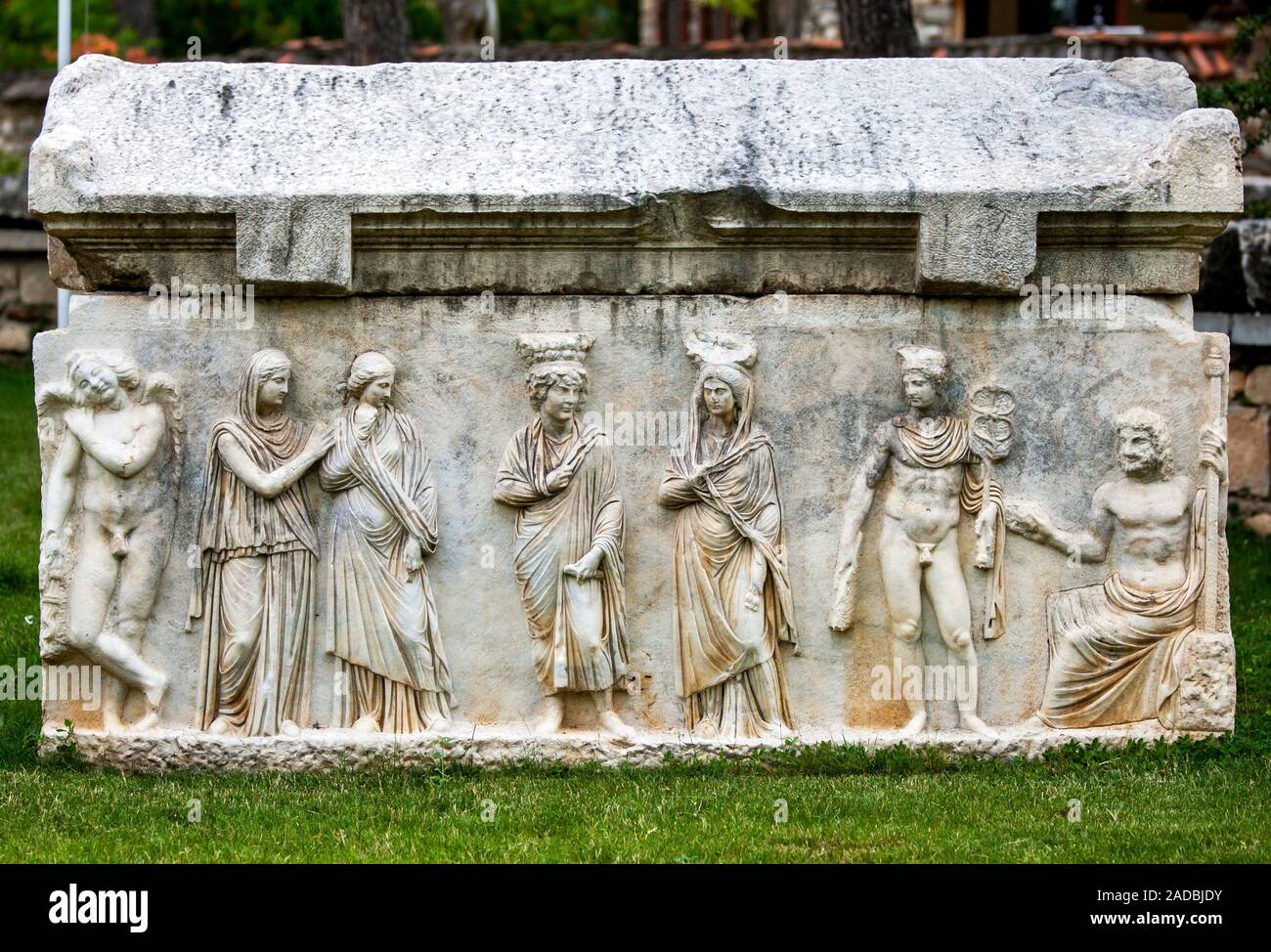 Ancient carved reliefs hi-res stock photography and images - Alamy