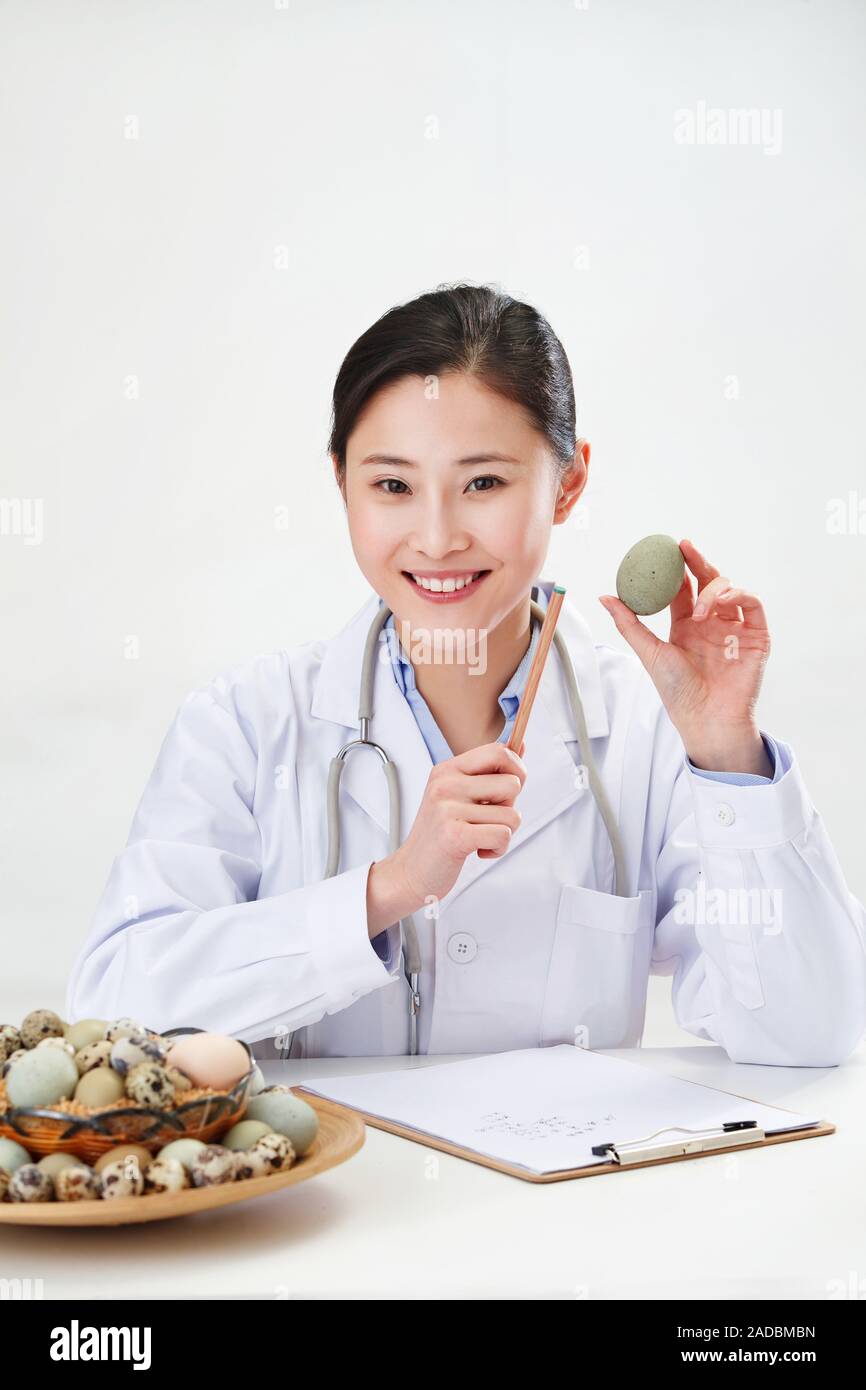 Doctor checking food hi-res stock photography and images - Alamy