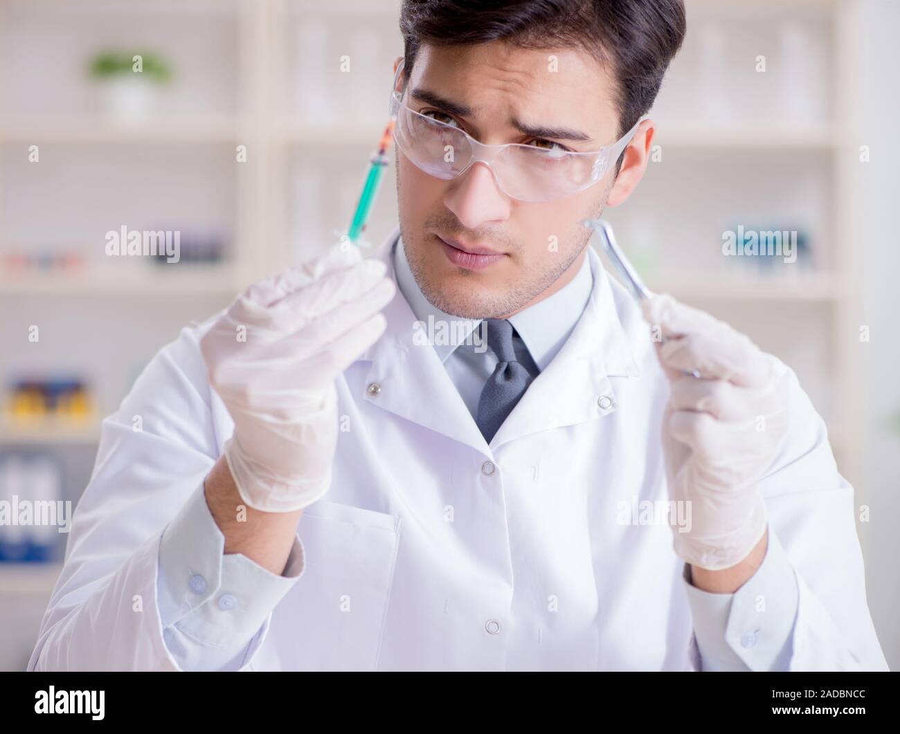 Criminologist hi-res stock photography and images - Alamy