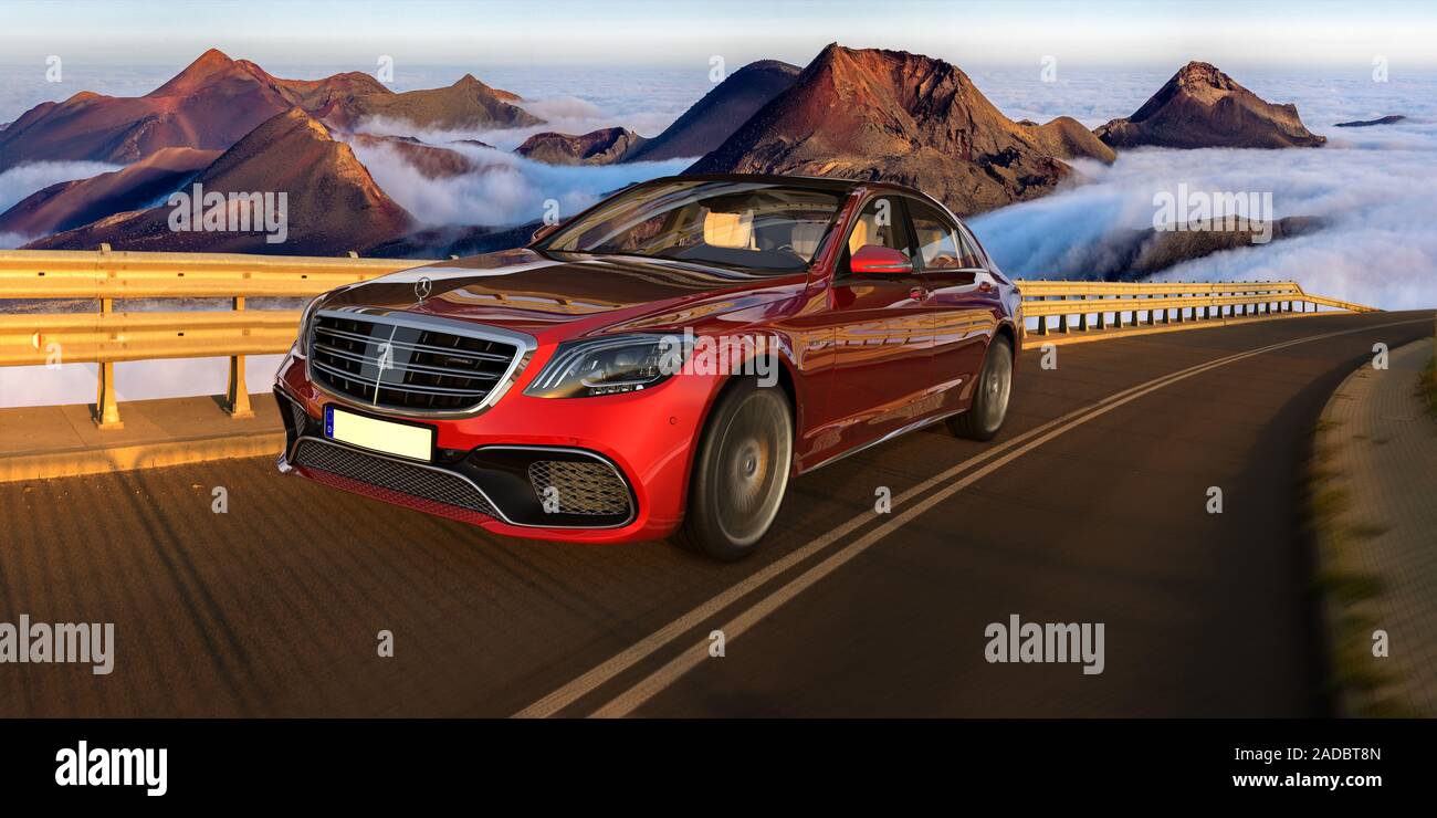 Limousine on the road hi-res stock photography and images - Alamy