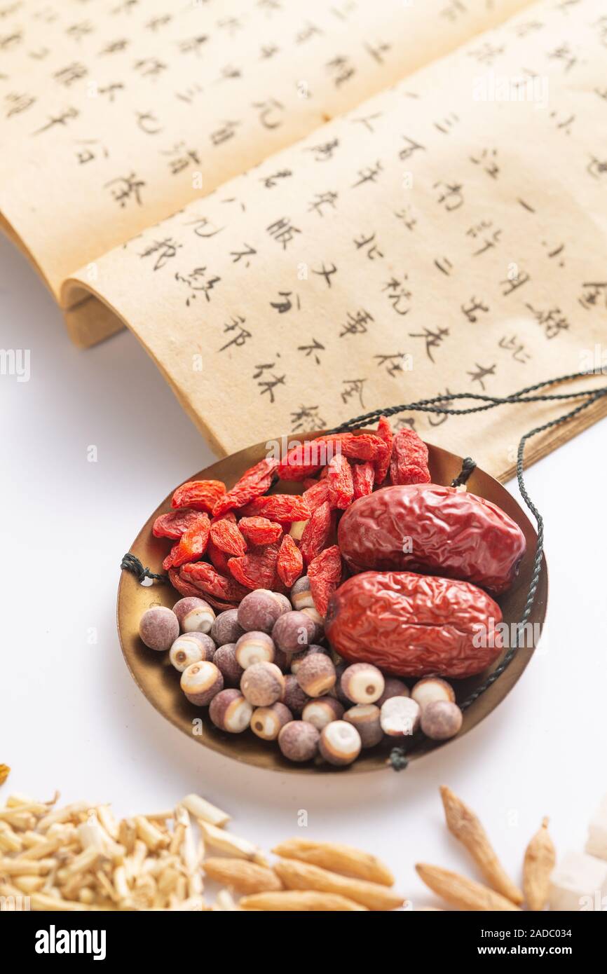 Traditional Chinese medicine books and Stock Photo - Alamy