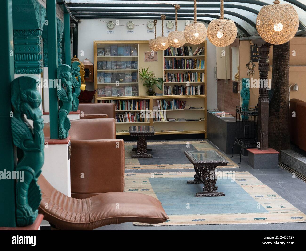 Computer library india hi-res stock photography and images - Alamy