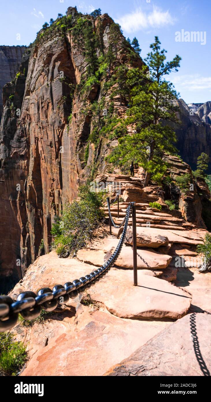 Wire ropes hi-res stock photography and images - Alamy