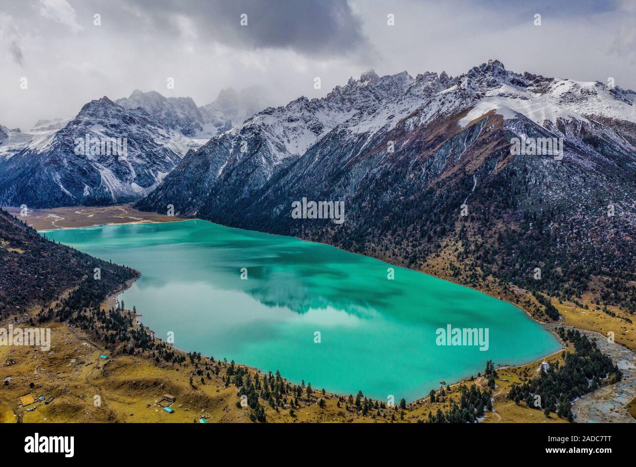 Dege sichuan province hi-res stock photography and images - Alamy