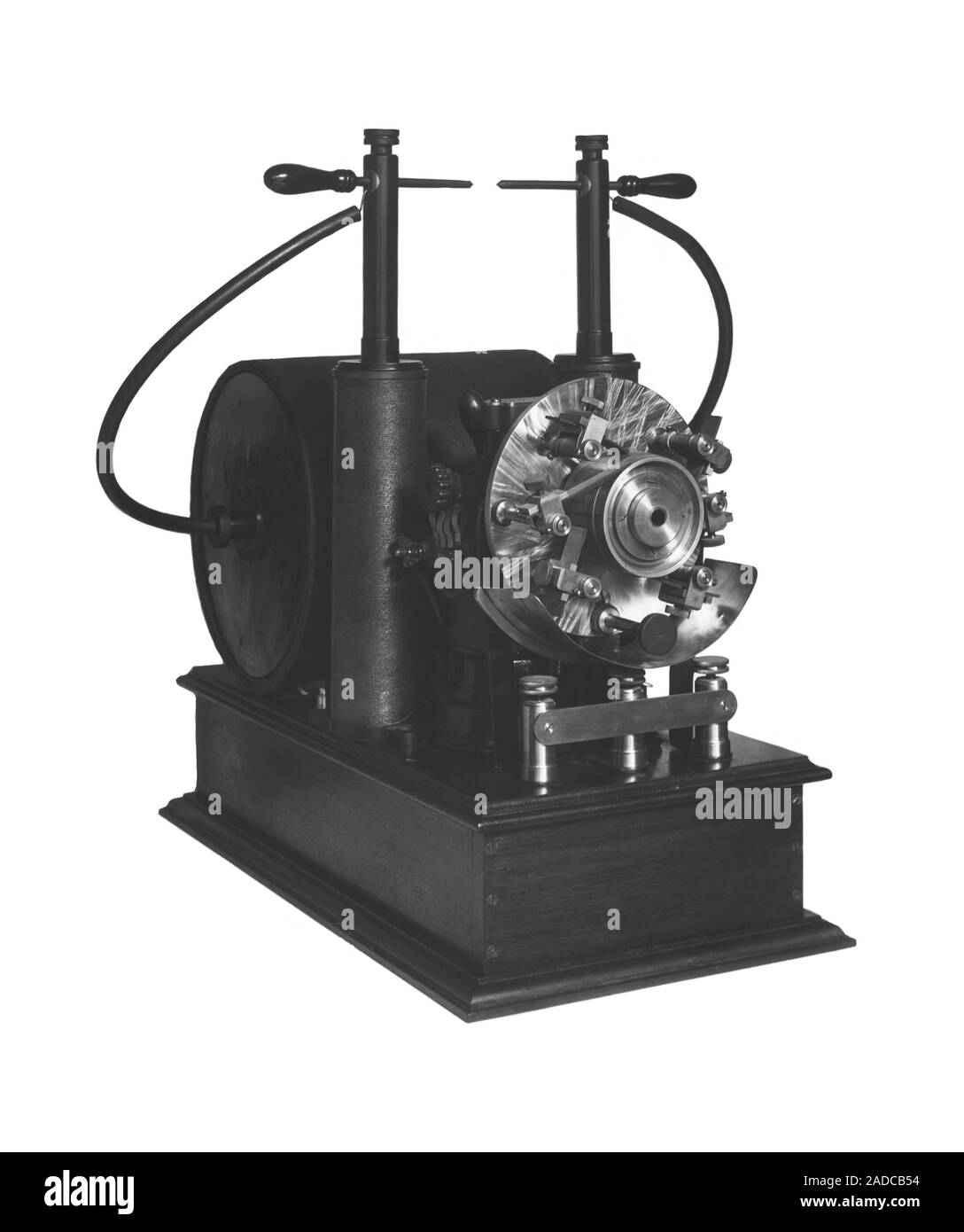 Tesla oscillator. Compact oscillatory apparatus and rotary circuit ...