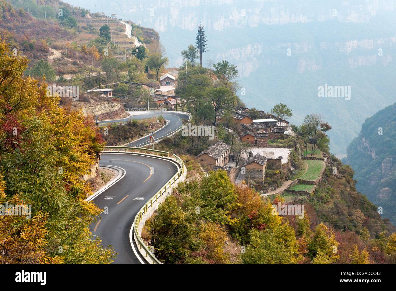 Canyon switchbacks hi-res stock photography and images - Alamy