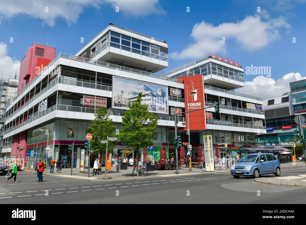 Shopping mall forum steglitz hi-res stock photography and images - Alamy