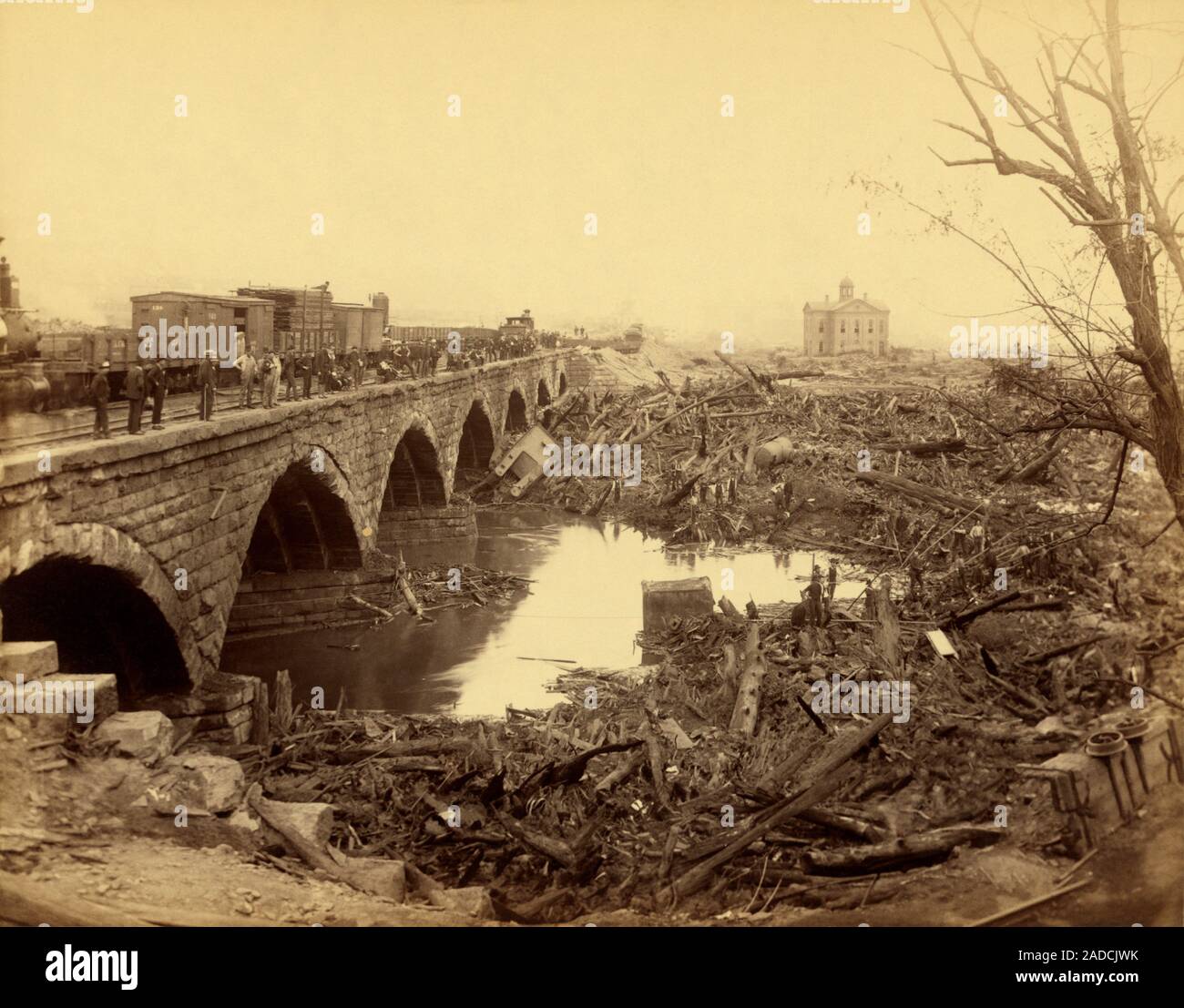 Stone Bridge after Johnstown Flood. Debris at the Stone Bridge ...