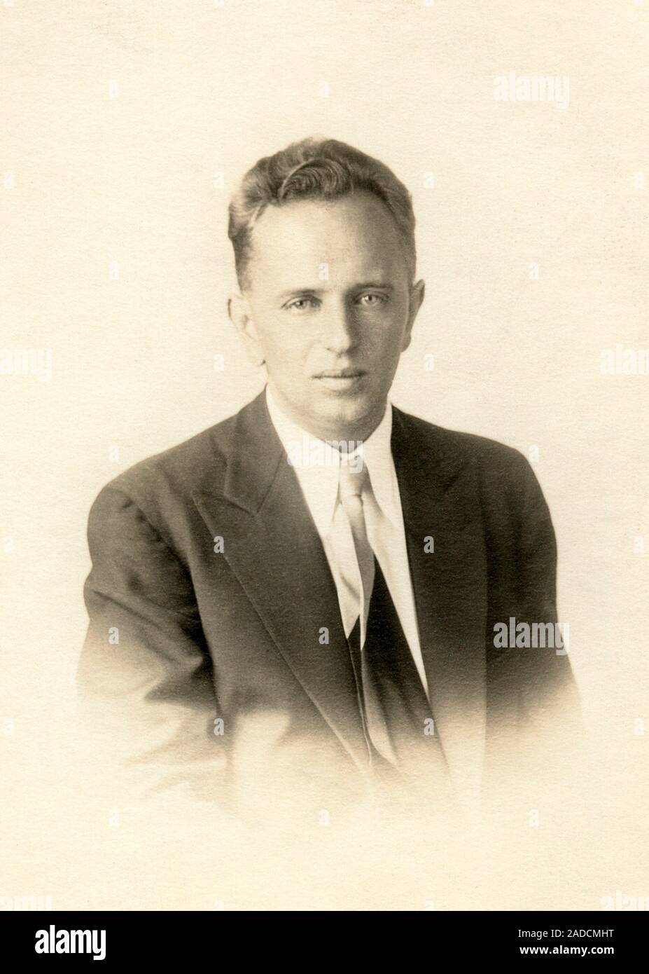 Theodosius Dobzhansky (1900-1975), Russian-US geneticist. Dobzhansky ...