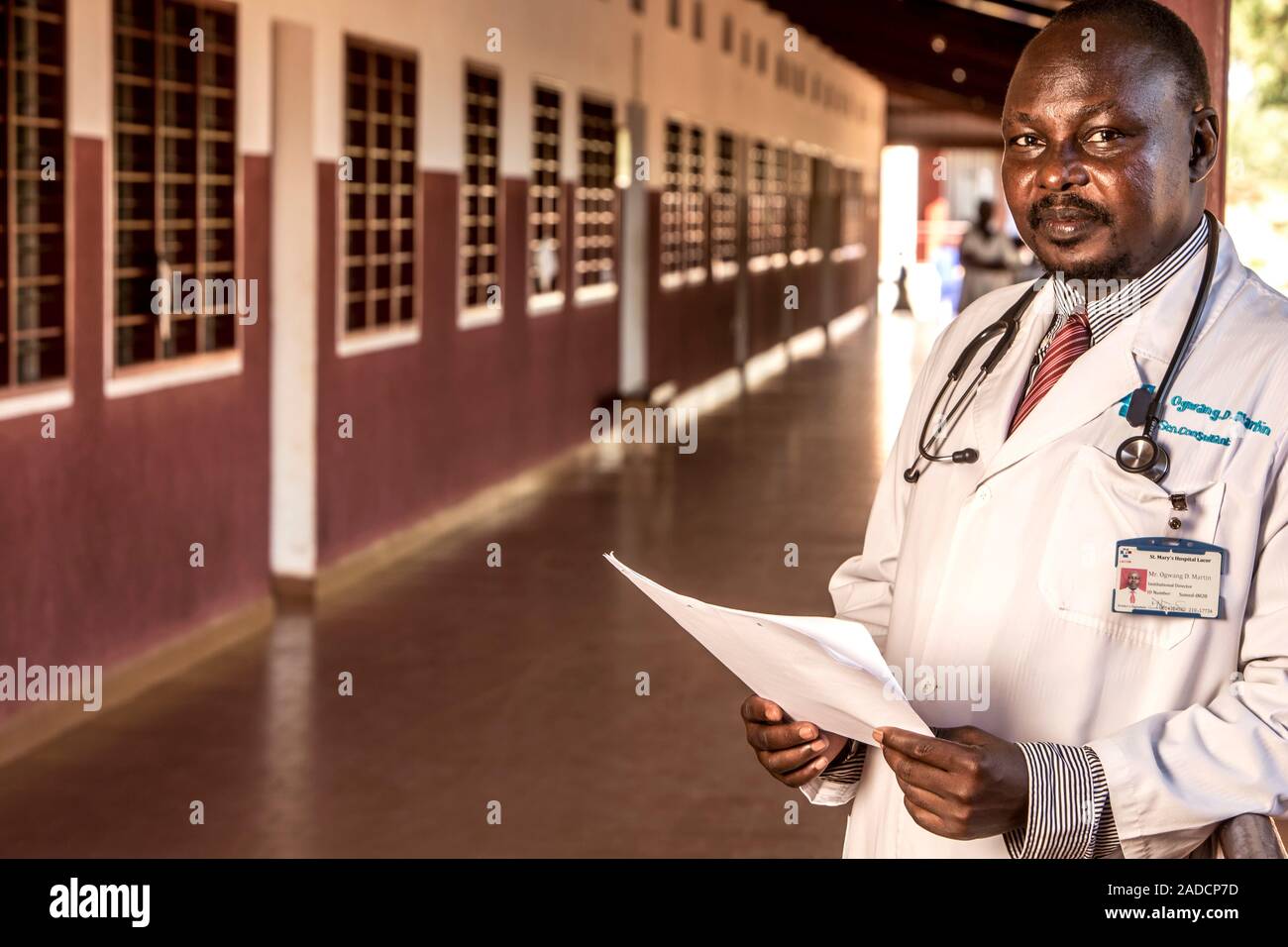 Hospital doctor in a corridor. Photographed in St Mary's Hospital ...