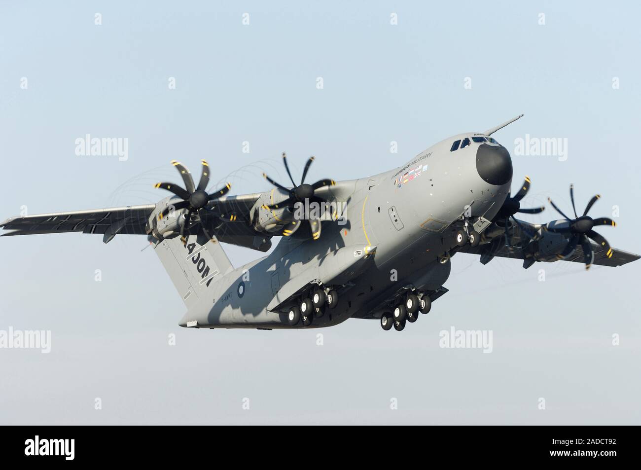 First-flight take-off of the first Airbus A400M flight-test aircraft at ...