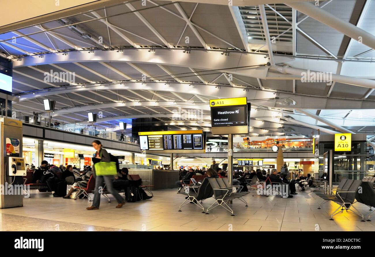 Airport gate, Terminal 5 Heathrow Airport, London, UK Stock Photo - Alamy