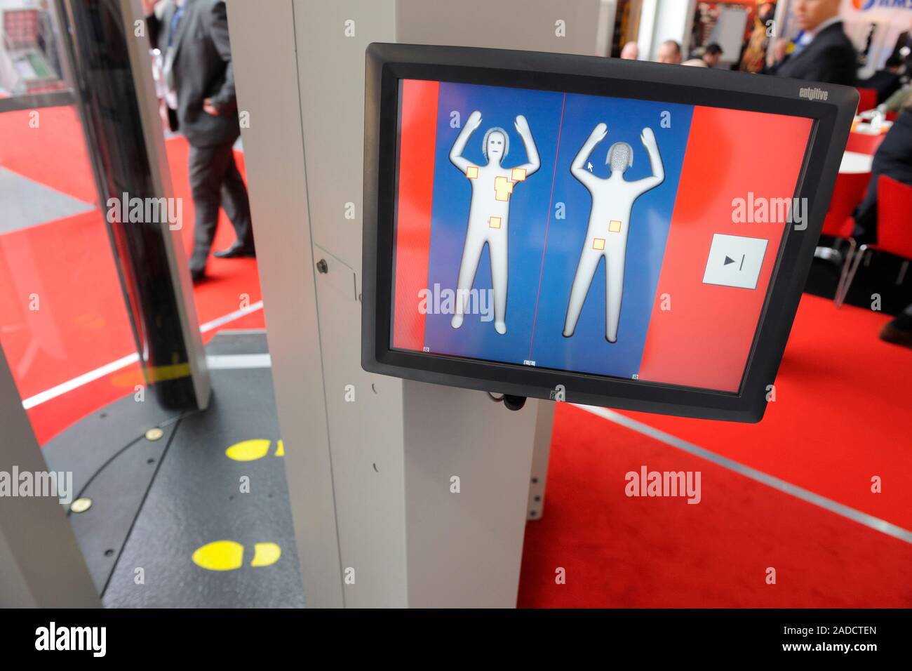 Screen of L3 Communications ProVision ATD millimetre radiowave body ...