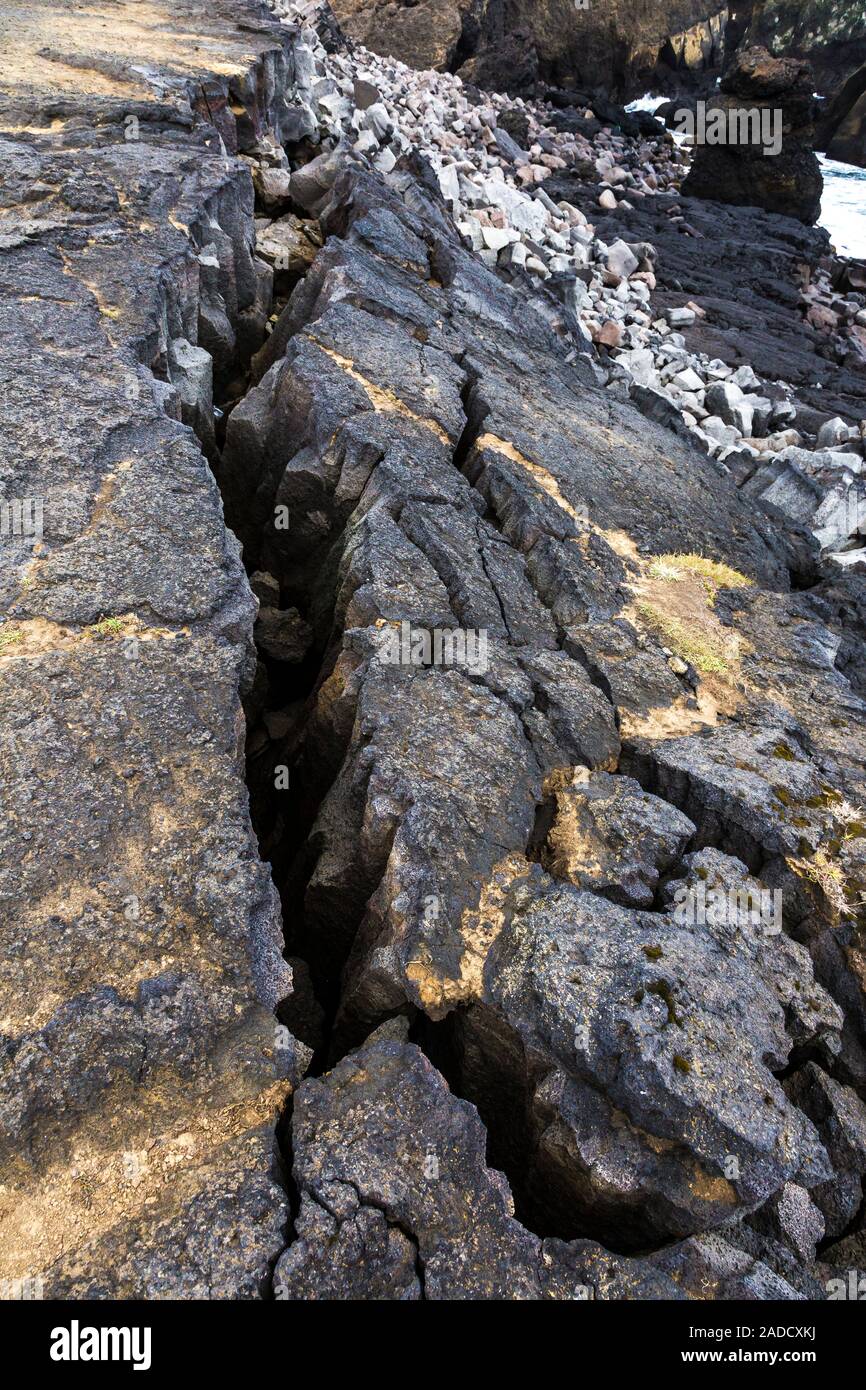 A lava flow in the 13th century, the Stampa eruption, meets the sea and ...