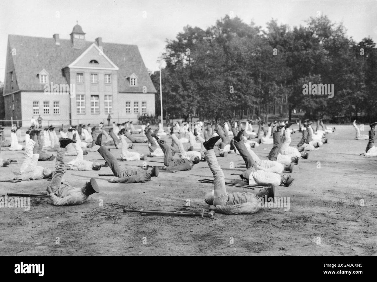 German amputee rehabilitation, First World War. Limbless German ...