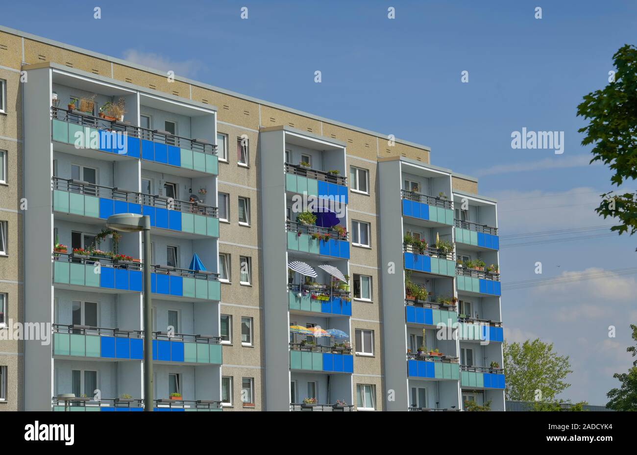 Berlin Marzahn Plattenbau High Resolution Stock Photography and Images ...