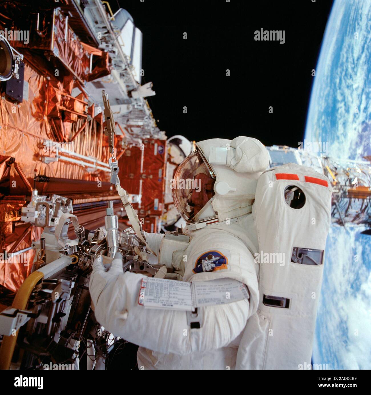 Hubble Space telescope (HST) servicing. Astronaut Kathryn C. Thornton ...