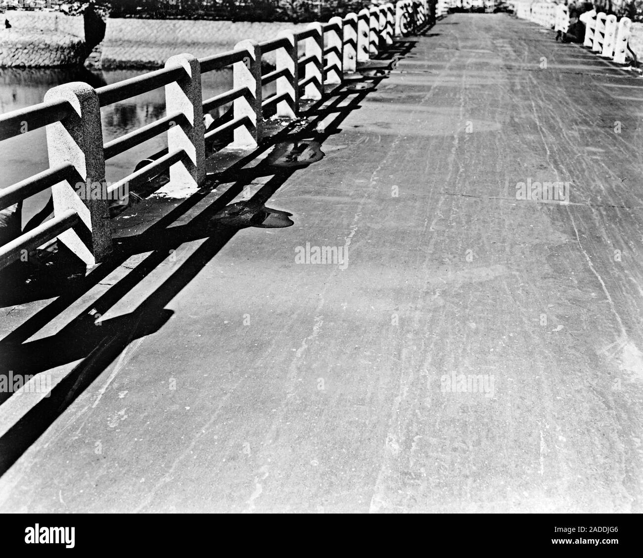 Atomic bomb shadows caused by bridge pillars and railings in Hiroshima ... Atomic bomb shadows caused by bridge pillars and railings in Hiroshima ...
