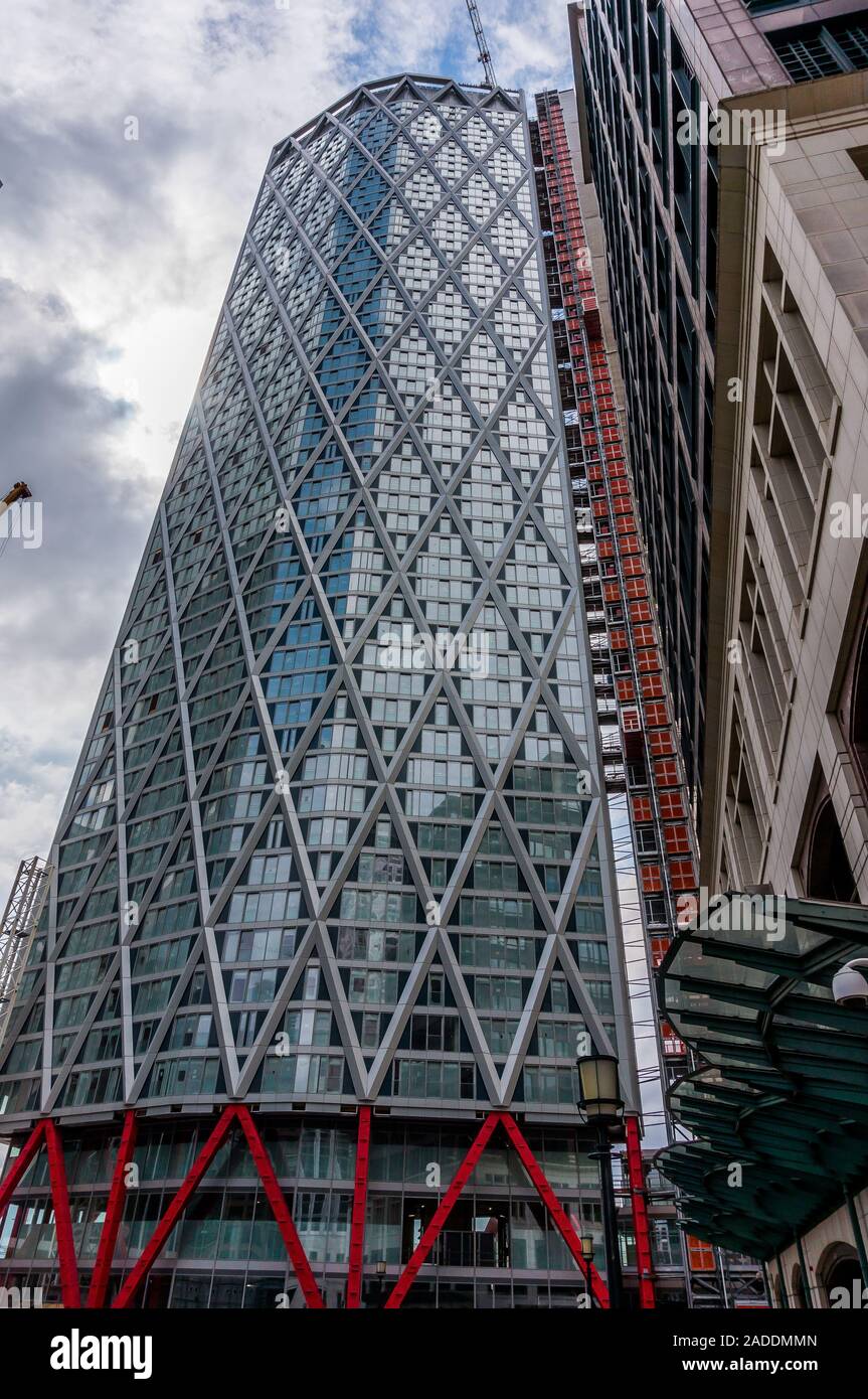 Canary Wharf central business district of London. London Skyline modern ...