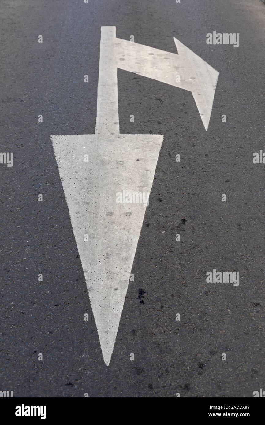 Pavement marking paint close up hi-res stock photography and images - Alamy