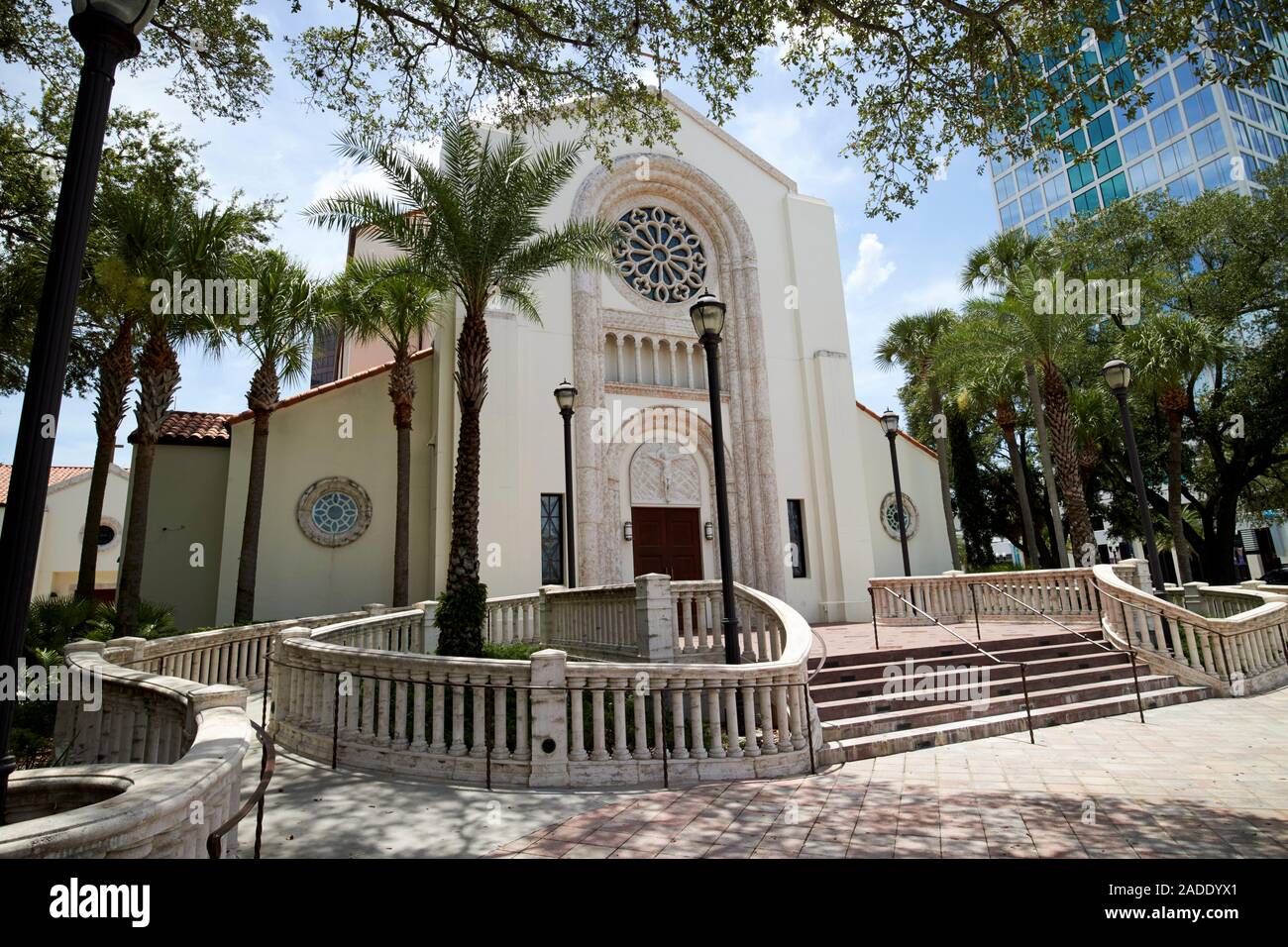 St james roman catholic hi-res stock photography and images - Alamy