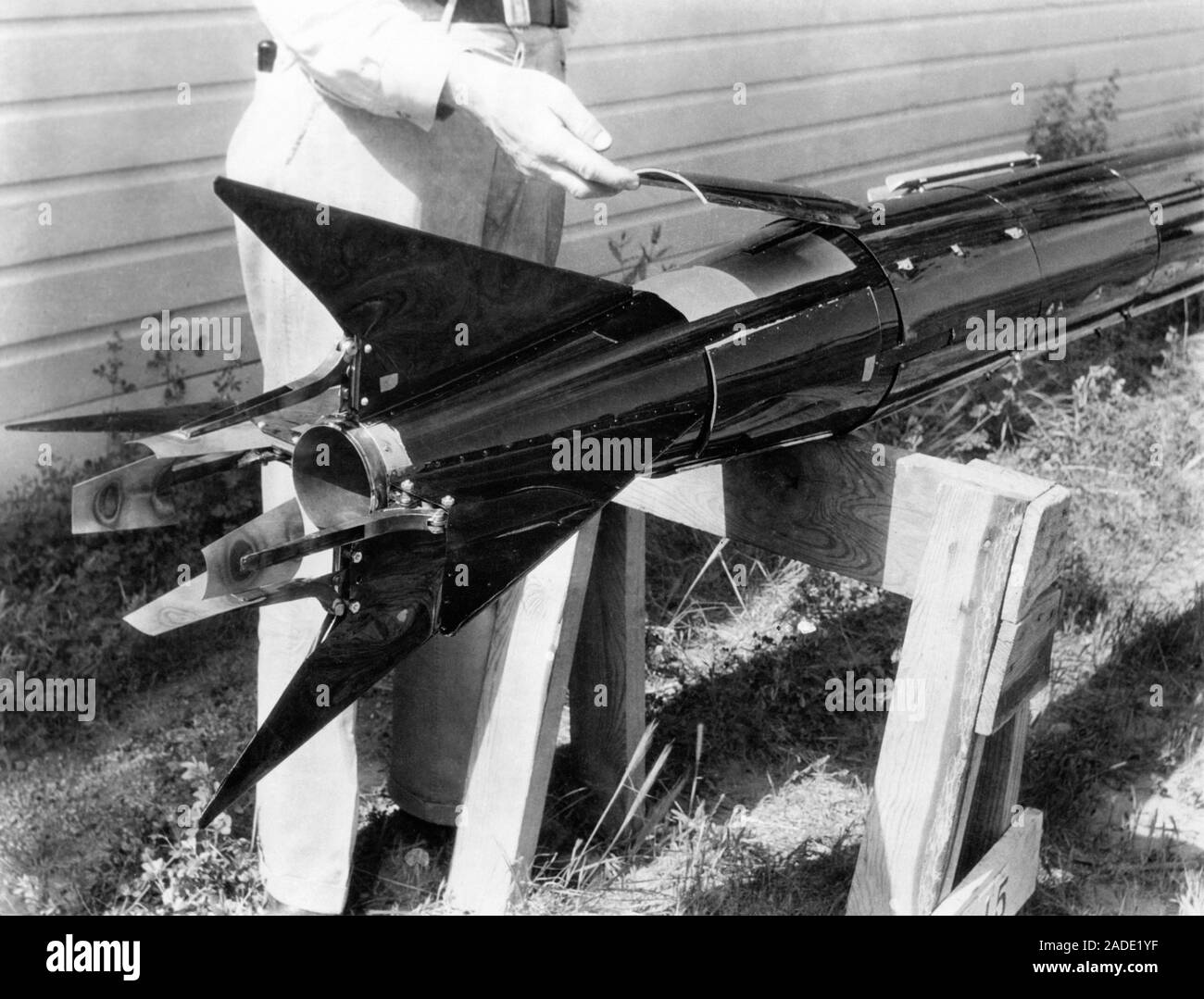 Goddard rocket vanes, 1936. Close-up of the moveable air vanes and ...