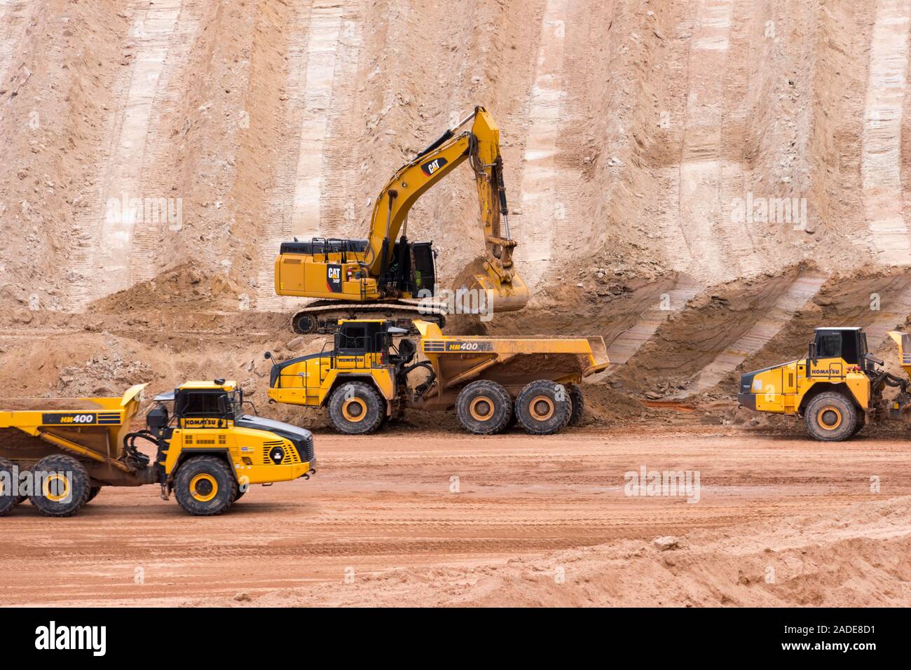 Earthmoving equipment in the process of removing 10.8 million tonnes of ...