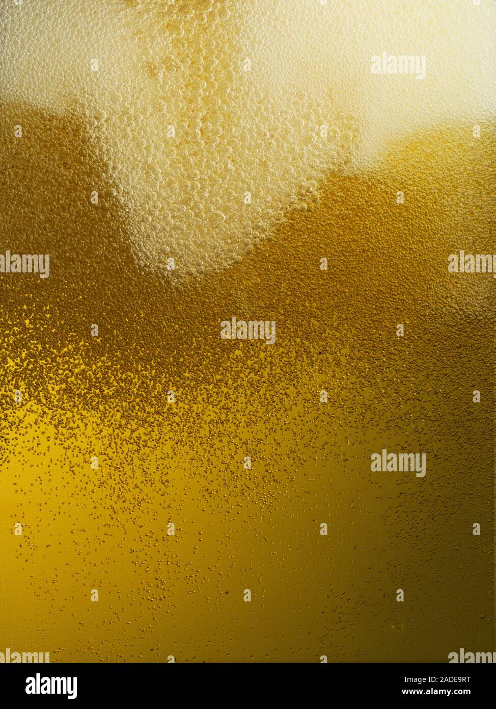 Bubbles in beer Stock Photo - Alamy