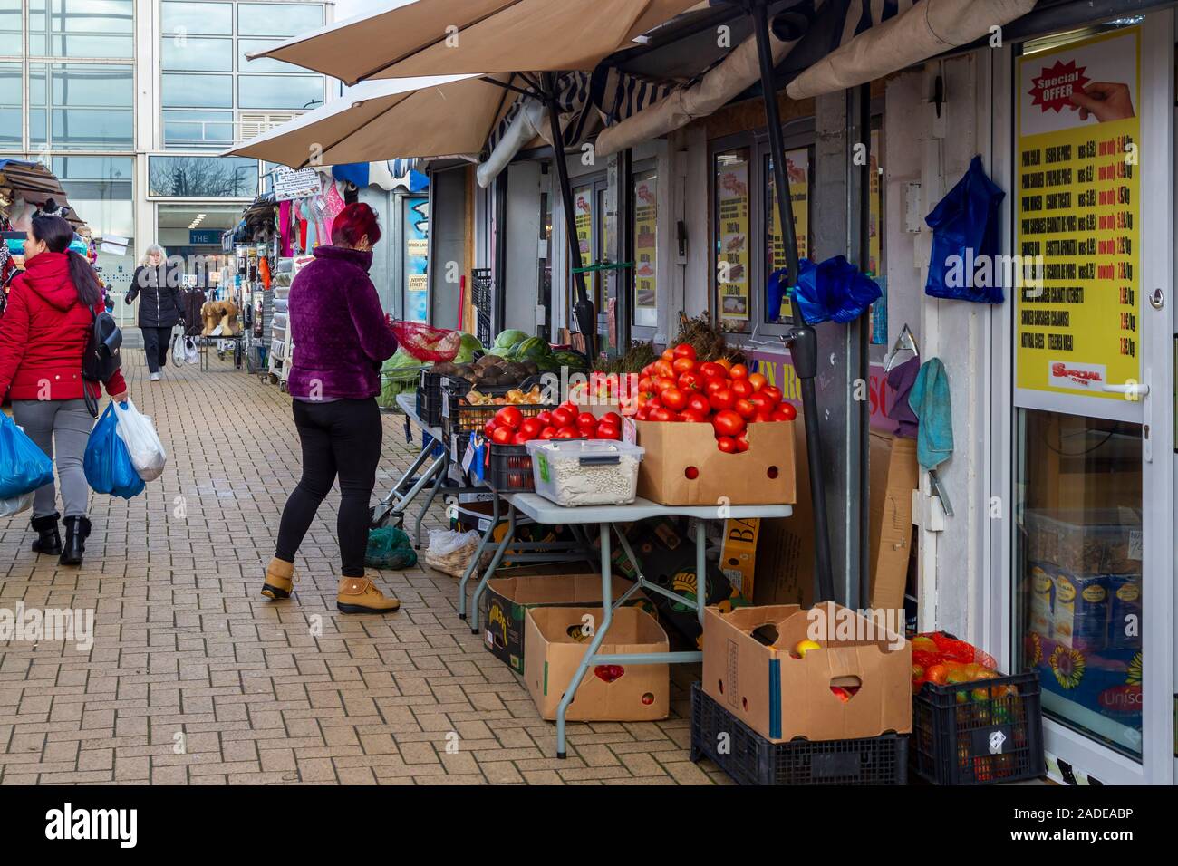 Open market. CMK, with Midsummer Boulevard (Blvd) running overhead, Centre Milton Keynes ...