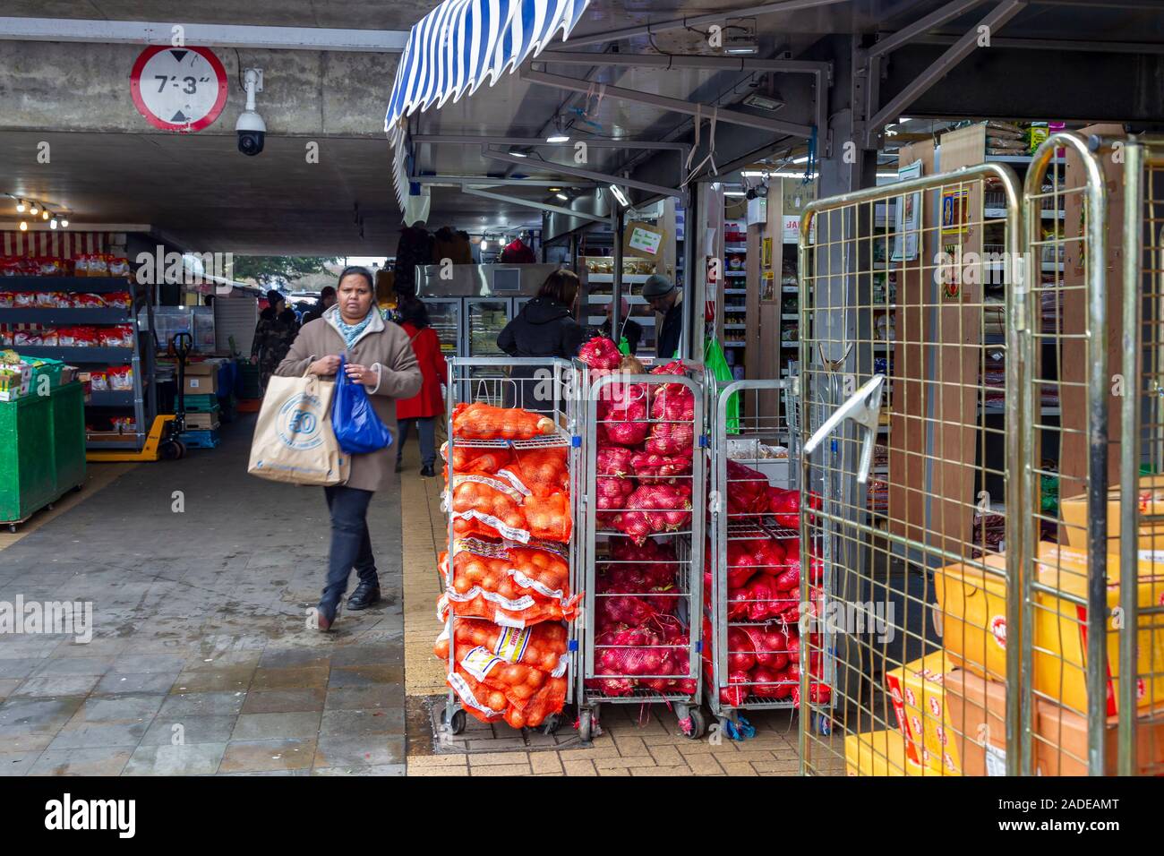 Open market. CMK, with Midsummer Boulevard (Blvd) running overhead, Centre Milton Keynes ...