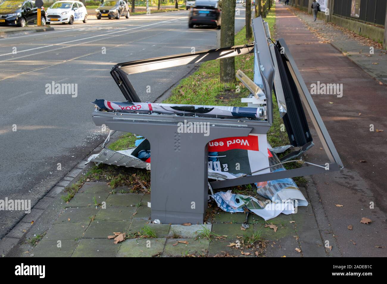 Destroyed destroy company sign hi-res stock photography and images - Alamy