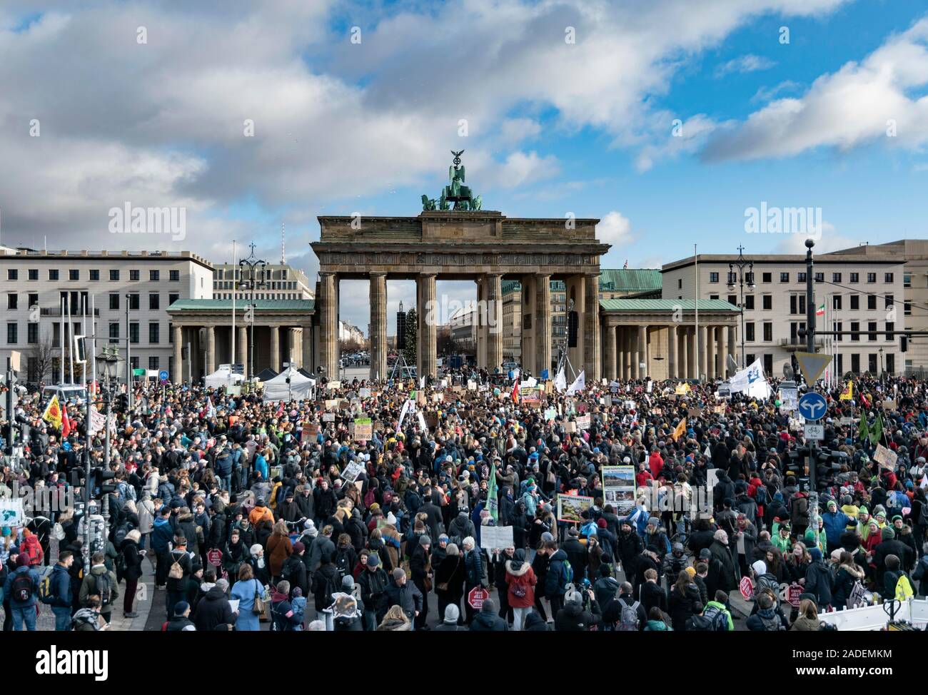 Demonstrators, crowd at Brandenburg Gate during climate strike ...