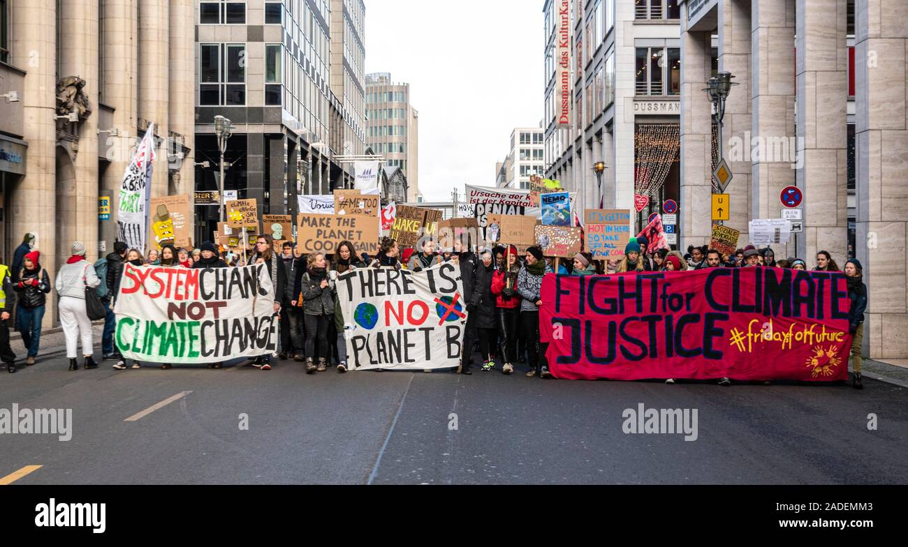 Environmental banners hi-res stock photography and images - Alamy