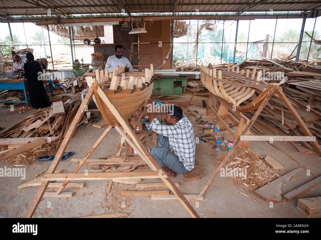 Manufacture of traditional boats, dhow boats, dhow shipyard, Sur, Ash ...