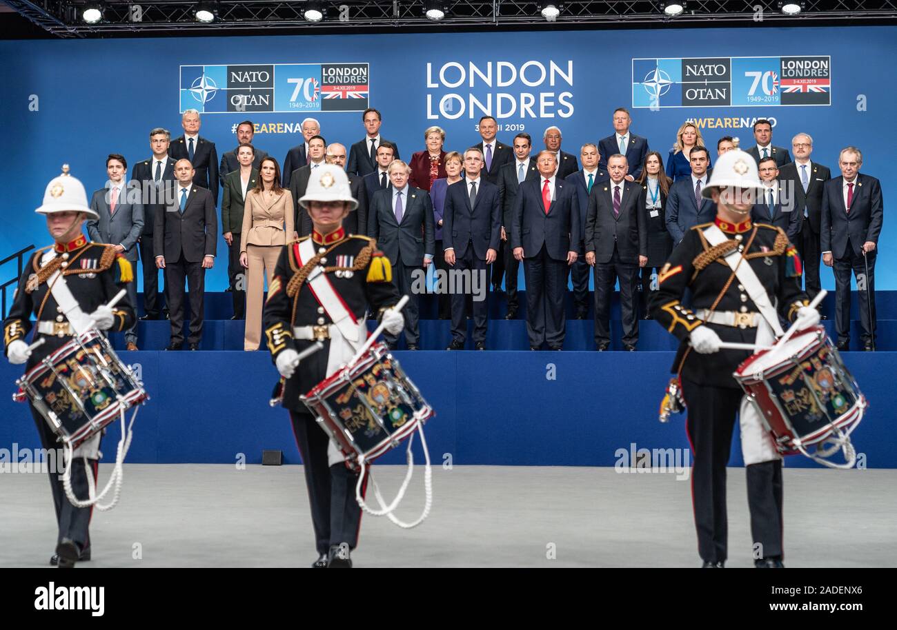 Nato watch hi-res stock photography and images - Alamy