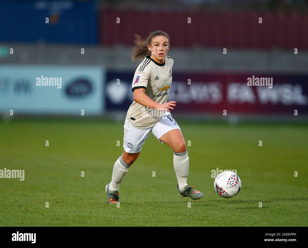 DAGENHAM, ENGLAND - DECEMBER 01: Kirsty Hanson of Manchester United ...