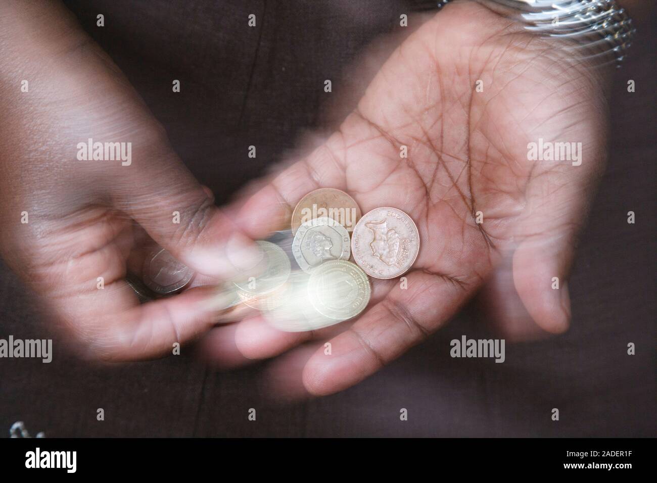 Old lady counting her money Stock Photo - Alamy
