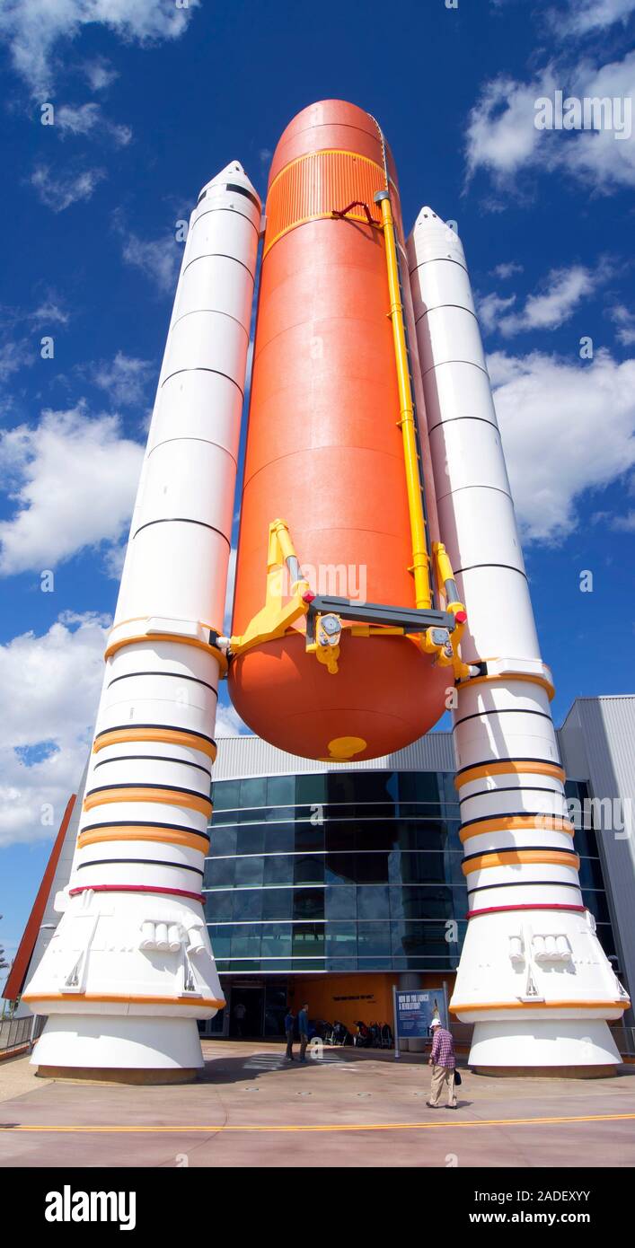A full scale model of the Space Shuttle external tank (ET) and solid ...