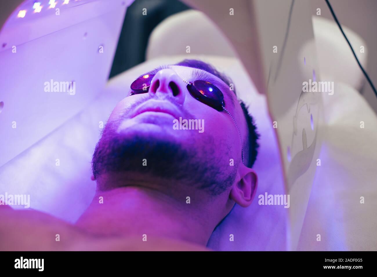 Medical bed hi-res stock photography and images - Alamy